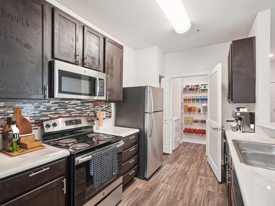 1, 2 & 3-Bedroom Apartments in Cary | The Reserve at Cary Park